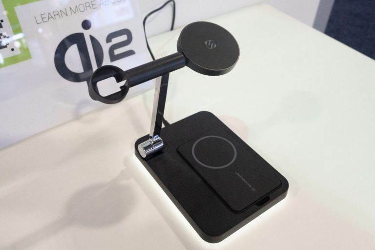 「Qi2」を体験。まるで「Androidも充電できるMagSafe」 | Gadget Gate