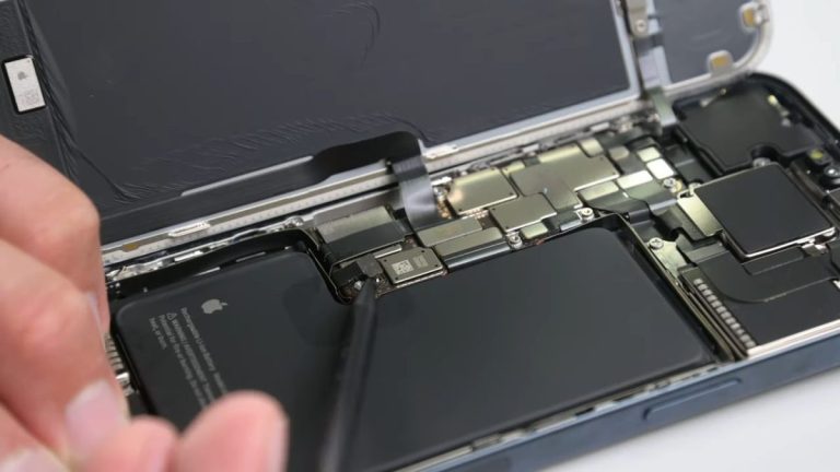 iFixitによる「iPhone 15 Pro Max」分解動画が公開。A17 Proを確認、モデムは新型に | Gadget Gate