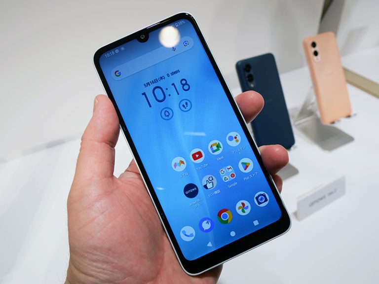 「arrows」が復活。新生FCNTは変わらぬ個性と、レノボの調達力で勝ち抜けるか | Gadget Gate