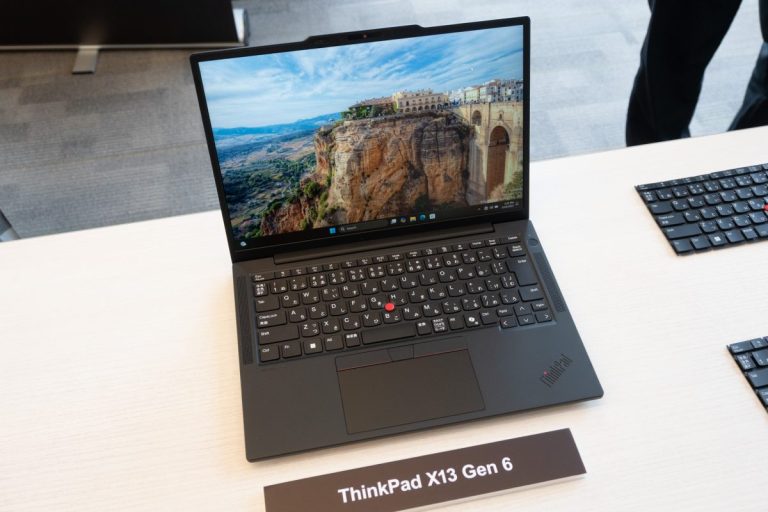 “1kg以下”実現のThinkPad発表。「X13 Gen 6」と「X1 Carbon Gen 13 Aura Edition ...